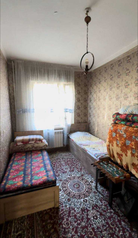 СЕБЗАР 3/2/5. Супер локация. 70м2. Балкон 2*6. Метро 500м.
