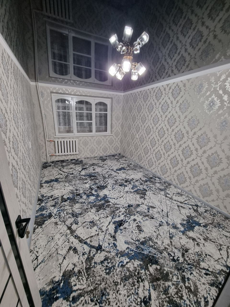 Тезда Русалкада 2хонали 60м²дан иборат квартира сотилади 2-кават