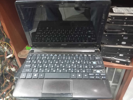 Нетбук acer aspire one