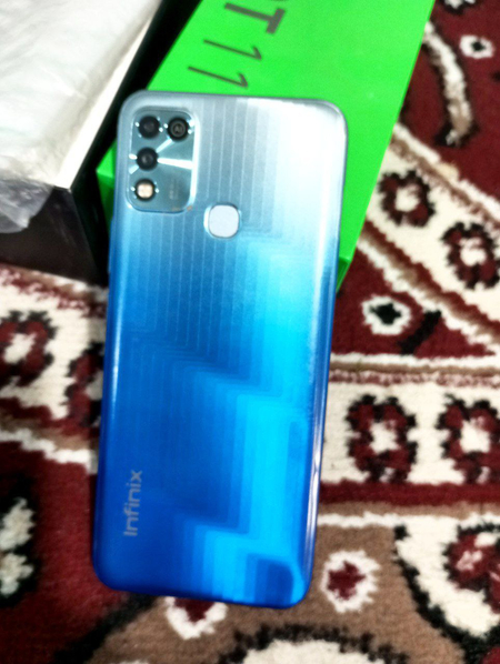 Infinix hot 11 play