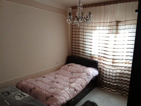 Срочно Продаю 4/5/5 на Ахмад Югнакий 92 квадратов Улутшенка