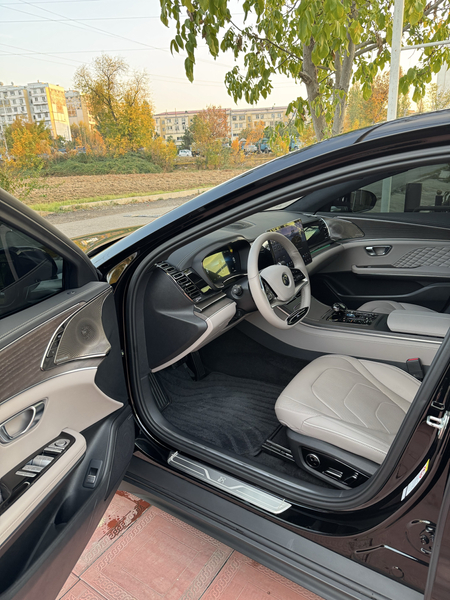 Byd han 2 matorli sotiladi