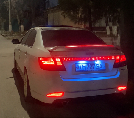 Продаю Lexus спойлер