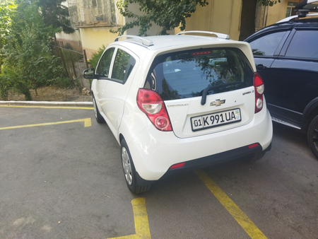 Toza spark sotiladi