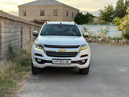 Chevrolet trailblazer 202года
