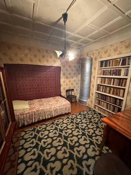 Паркенский , 11метров фасад , 1.4сот. , 70 000 у.е
