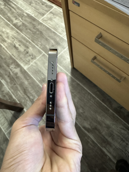 Iphone 12 pro LL/a
