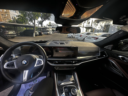 BMW X6 2023 , новая не битая. Срочно !!!