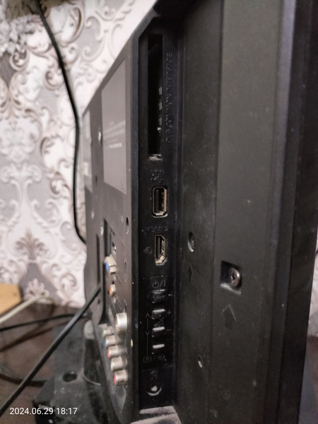 Телевизор-монитор Toshiba 19EL933 LED б/у