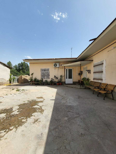 uchastka/uy sotiladi 7 sotix 4 xona