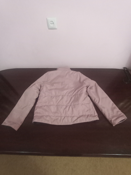 Kurtka razmer 48