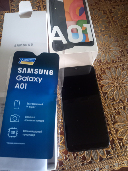 Сотовый Самсунг Galaxy A01