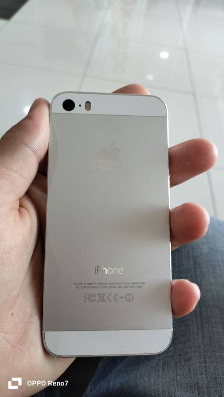 Iphone 5 s sotiladi