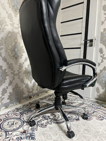 Ofis kreslo sotiladi