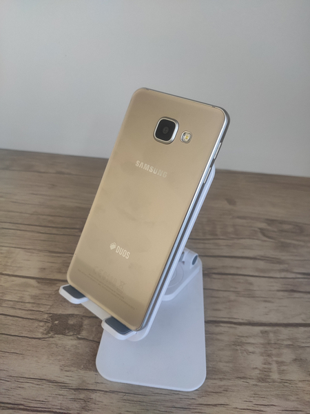 Samsung A3 (2016)