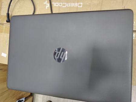 Noutbuk Hp 4/1000gb