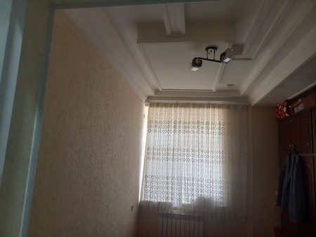 Продаётся 3/2/8. Яшнабад ул. Иззат.Жк. 75м2