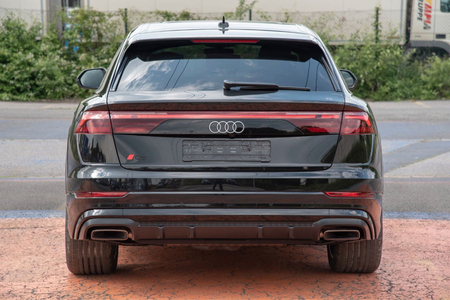 Новый Audi Q8 55 TFSI quattro из Германии