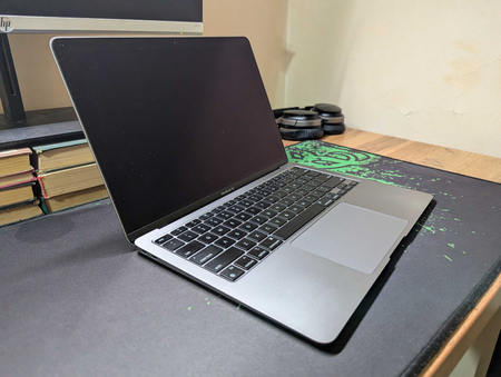 MacBook Air M1 16/256 GB срочно!