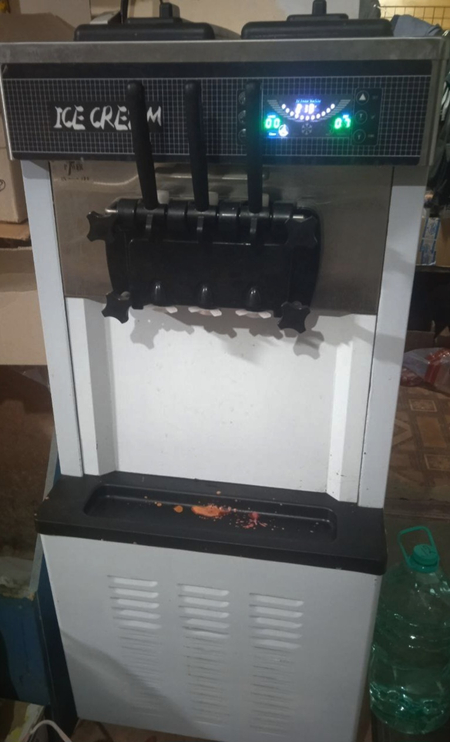 Frezer Donper 220