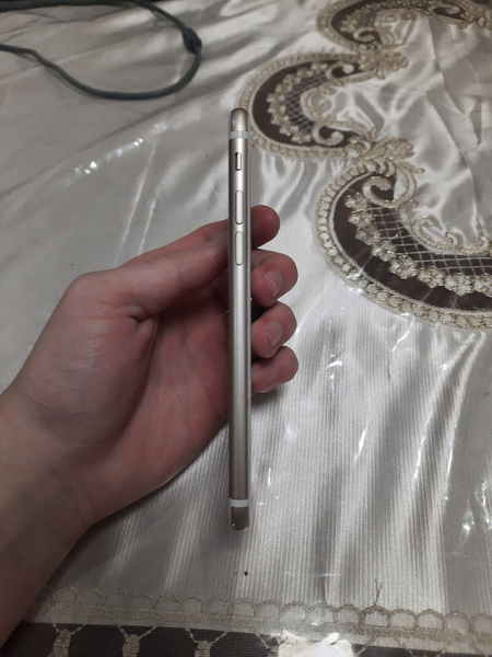 Iphone 7 ideal gold