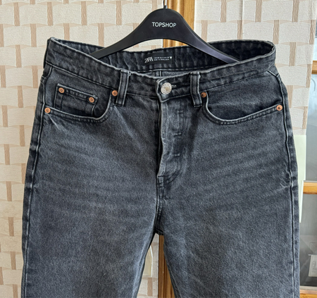 Джинсы серые “Zara”, х/б, разм. Eur 36