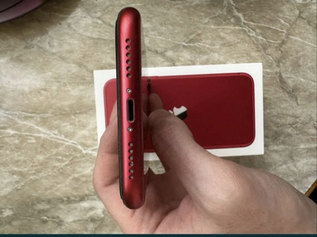 iPhone 11 64Gb Red