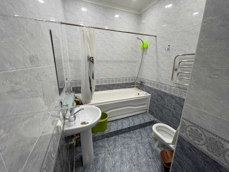 Продам срочно GOLDEN HOUSE новостройка с ремонтом на Себзаре (м999)