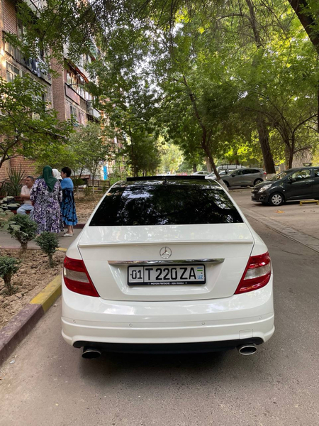 Mercedes Benz w 204