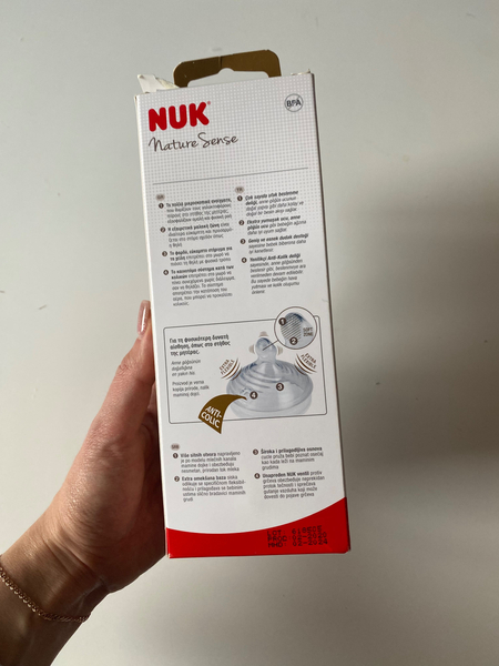 Детская бутылочка Nuk 0-6 мес