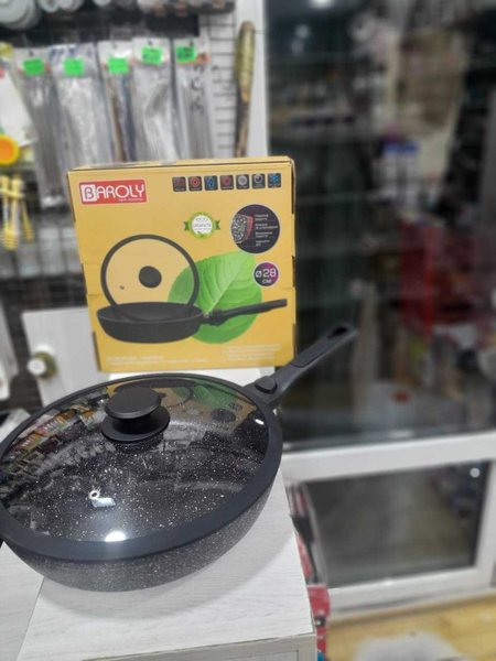 Кастрюля с крышкой. Skovorodka qopqoq bilan birga. Baroly