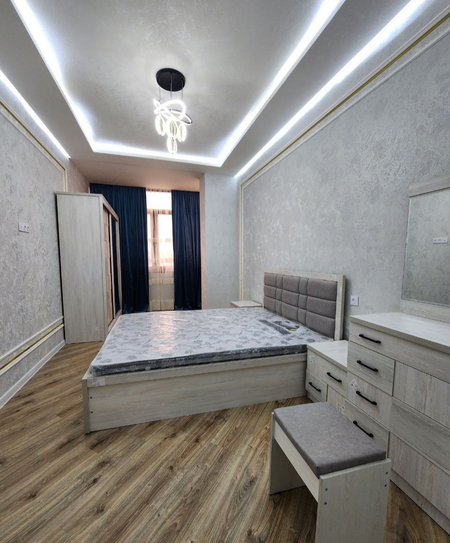 Продаётся  4х комнатная квартира.6 этажНовостройка. Самарканд. Вакзал