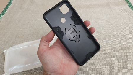 Продам новый мощный чехол для Realme C21Y