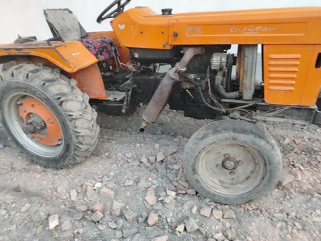 Mini Traktor Chimgan sotiladi