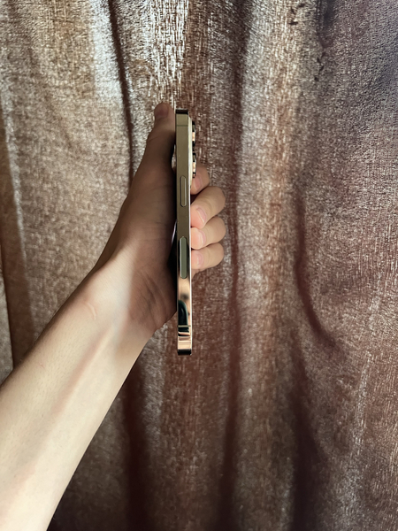 Iphone 14 pro 128 Gold