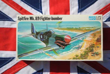 Сборная модель самолета  Б-29 «Суперфортресс» Enola Gay (Академи 1/72)