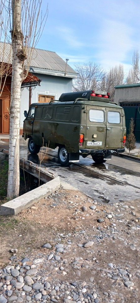 Уваз 86йил , хужатларда камчилик йуқ, юриши яхши, 3000¥ ками бор