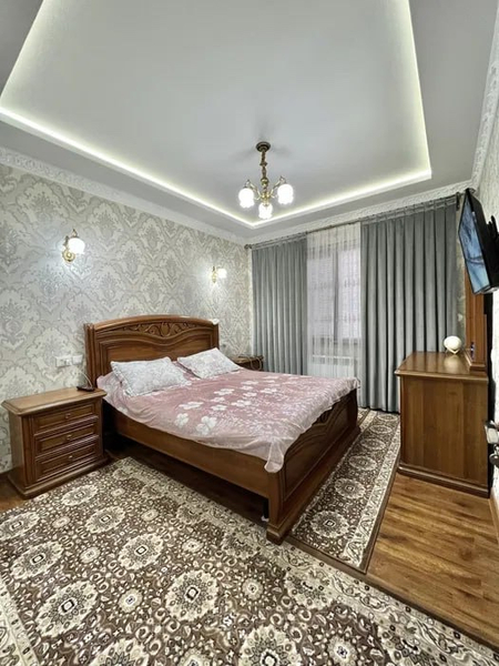 Продается ЕВРО КВАРТИРА в Яккасарайском районе 80м*2