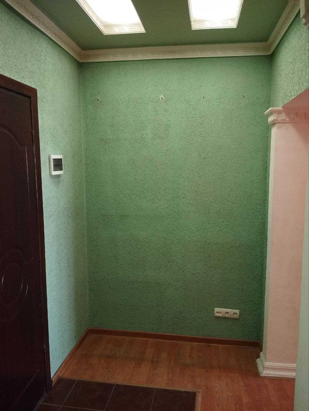 м.Новза Мечеть 2-комнатная 6/9 65 м² отд.вход чистая с обстановкой
