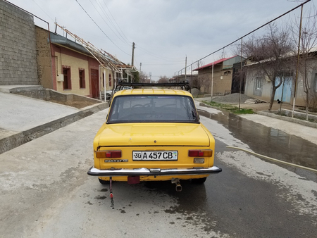 vaz 21011 srochno sotiladi
