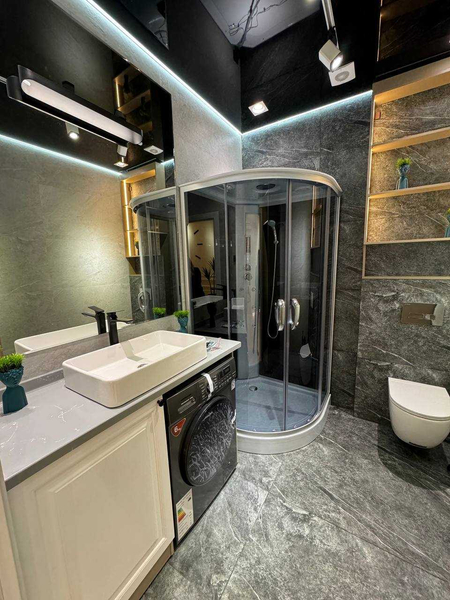 Люкс 2-комн. квартира 60 м², кирпич, центр, метро Минор, Под Аренду