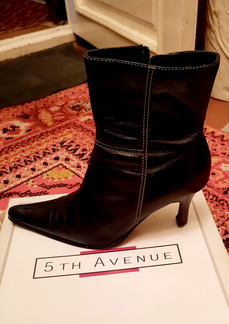 Полусапожки 5th Avenue нат.кожаные 37,5р.