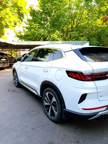 BYD SONG PLUS FLAGSHIP FULL arendaga halol nasiya savdoga beriladi

Bo