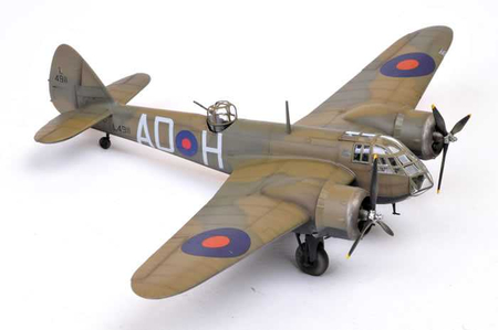 Модель танка Т-34-76 (профессиональная сборка, масштаб 1/35)