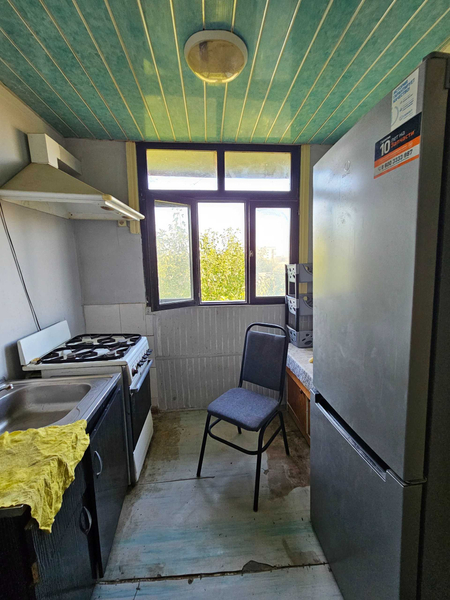 2 xonali 60m² 4-qavat uy sotiladi.