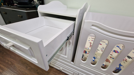 Кровать и тумба Cradles