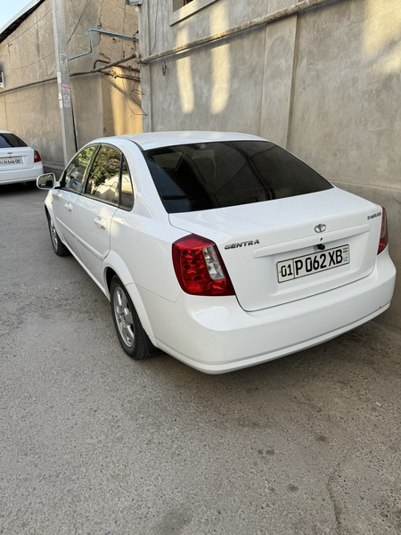 Jentra 2018 yil mexanika sotiladi. 10300$
