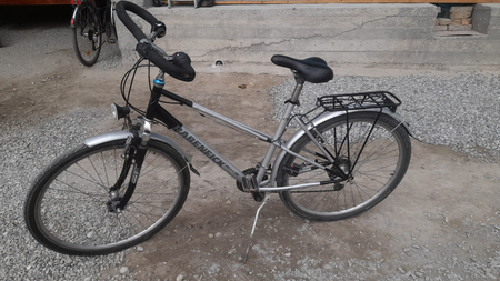 Velosiped sotiladi