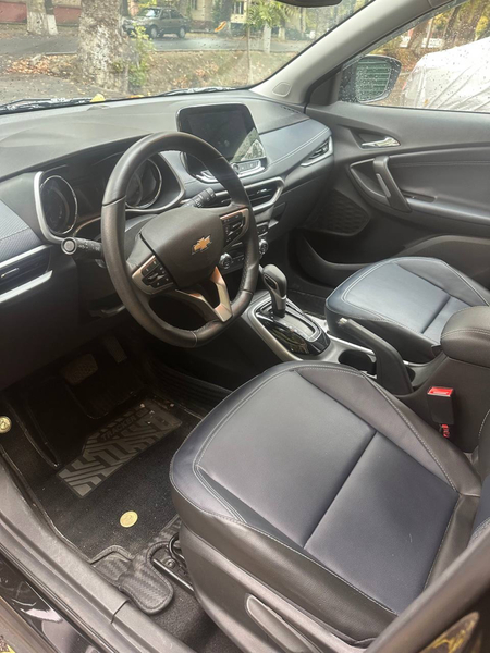 Tracker 2 Premier 2022г 14000 км