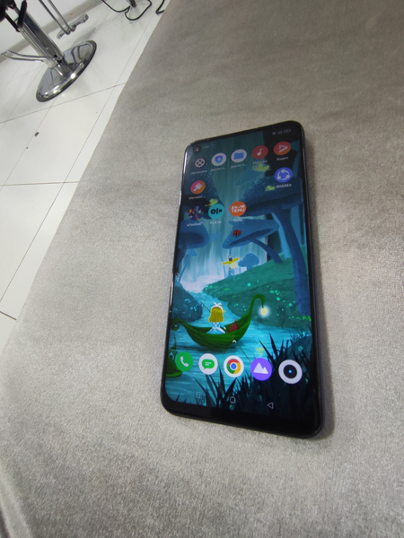 REALMI 6 8/128 gb